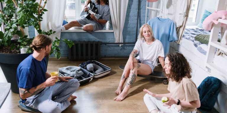 4 Important Ways Sober Living Can Support Your Recovery - Pura Vida ...